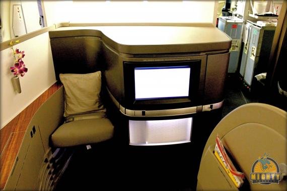 Cathay Pacific First Class Review Hong Kong (HKG) to San Francisco (SFO ...